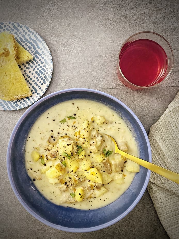 Mom's White Clam Chowder | Confessions of a Grocery Addict