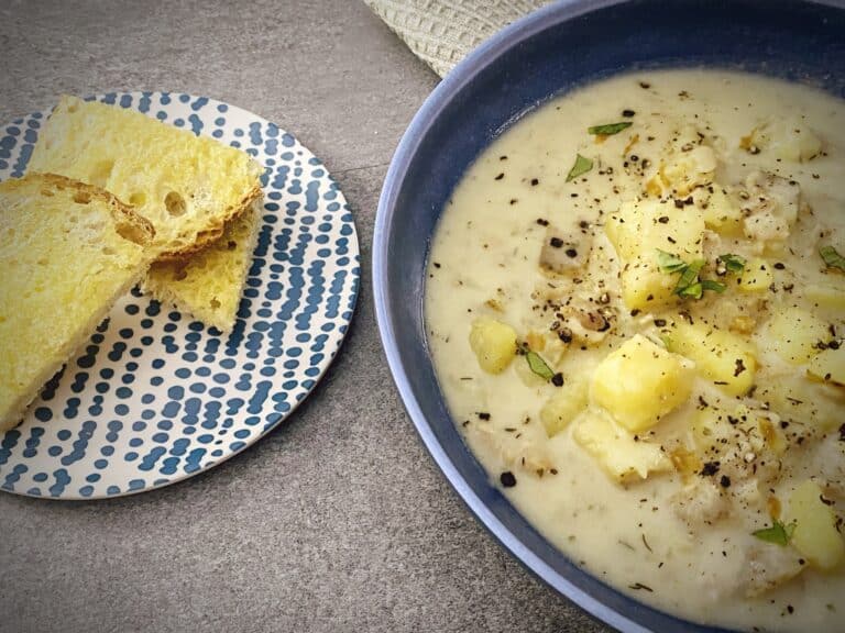 Mom's White Clam Chowder | Confessions of a Grocery Addict