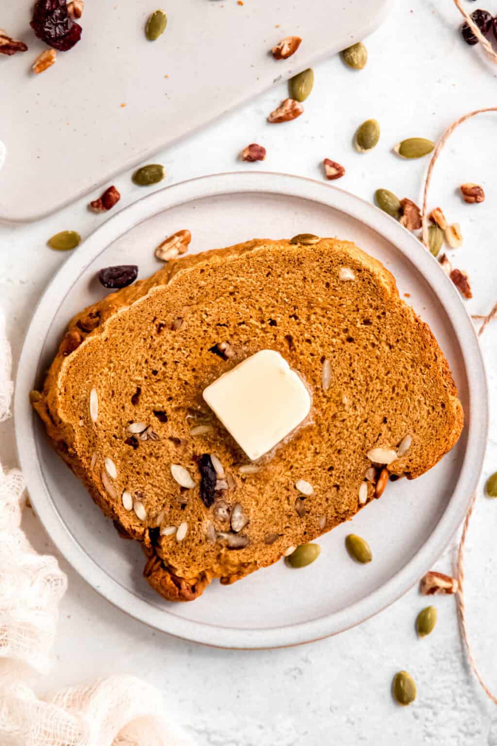 Dump-and-Go Bread Machine Pumpkin Spice Yeast Bread | Confessions of a ...