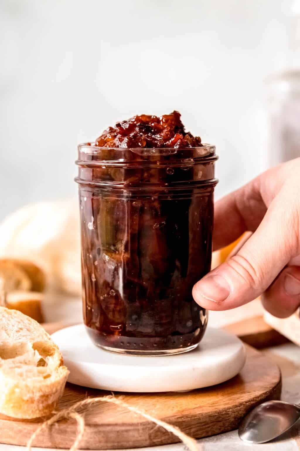 DIY Bourbon Bacon Onion Jam Recipe With Maple Syrup