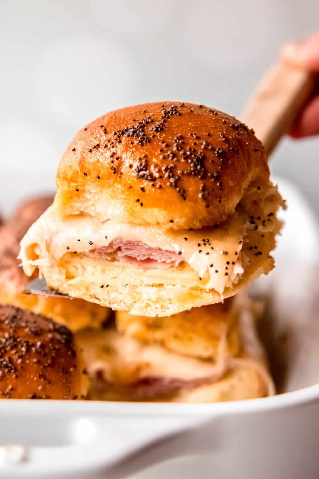 Easy Swiss Cheese Ham Delights (Hawaiian Roll Sliders)