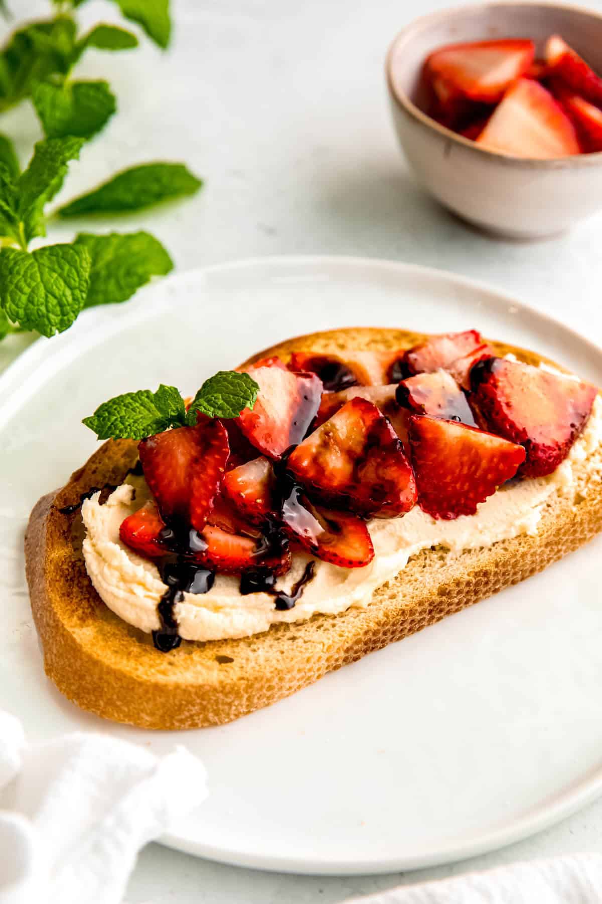 Strawberry Toast with Mascarpone Cheese & Balsamic Reduction