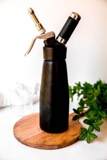 Easy Whipped Cream Dispenser Recipe (17+ Flavors!) | Confessions of a ...